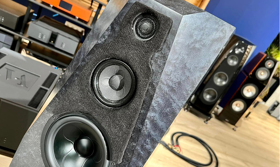 AVALON Acoustics : présentation en exclusivité mondiale de la nouvelle ...